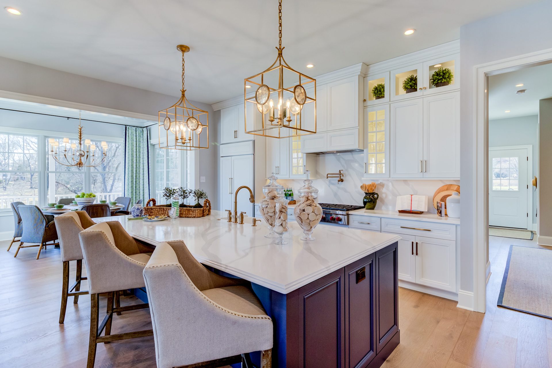 Bentley Photo Gallery of Luxurious Homes on the Main Line