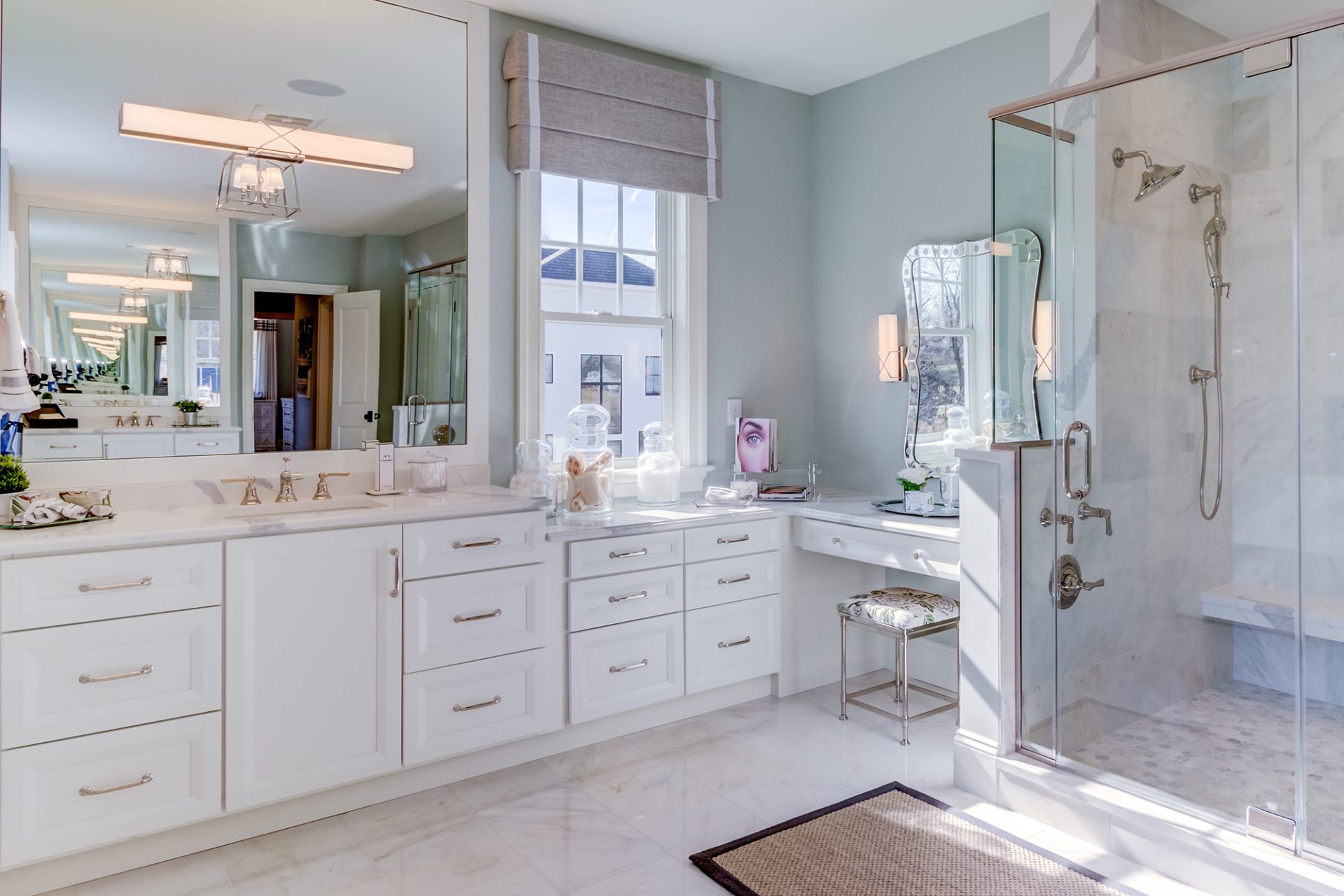 Bentley Photo Gallery of Luxurious Homes on the Main Line