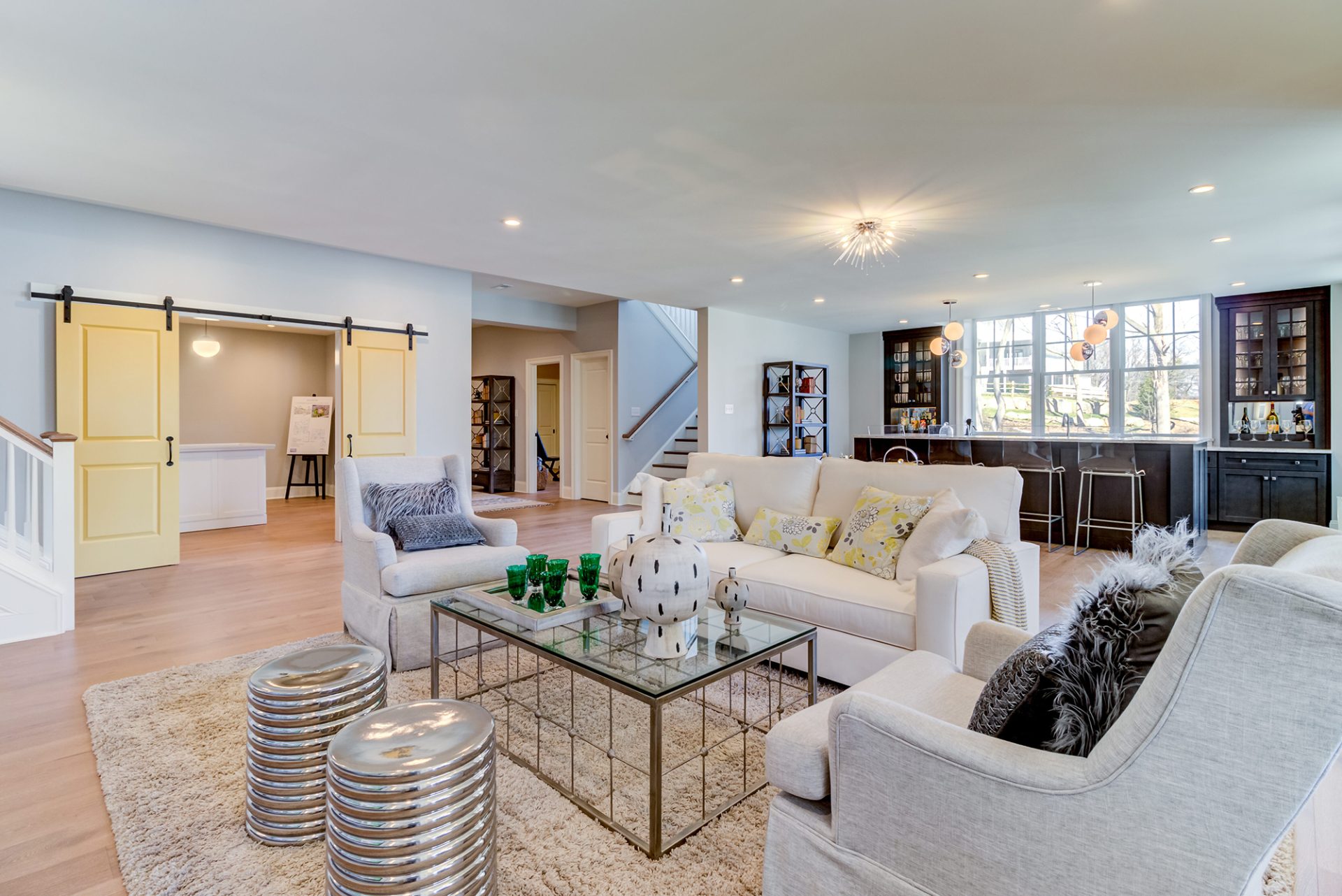 Bentley Photo Gallery of Luxurious Homes on the Main Line